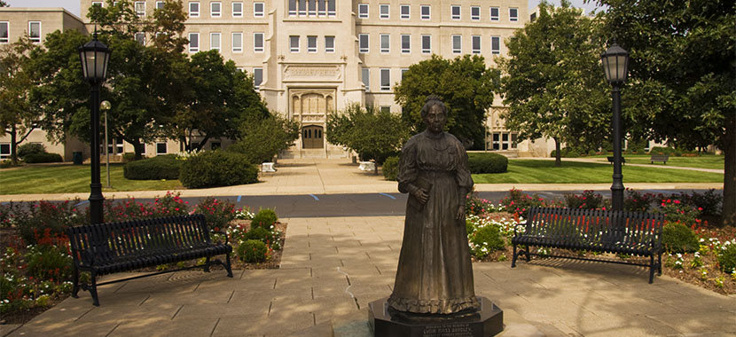 Bradley University Information | About Bradley University | Find Colleges