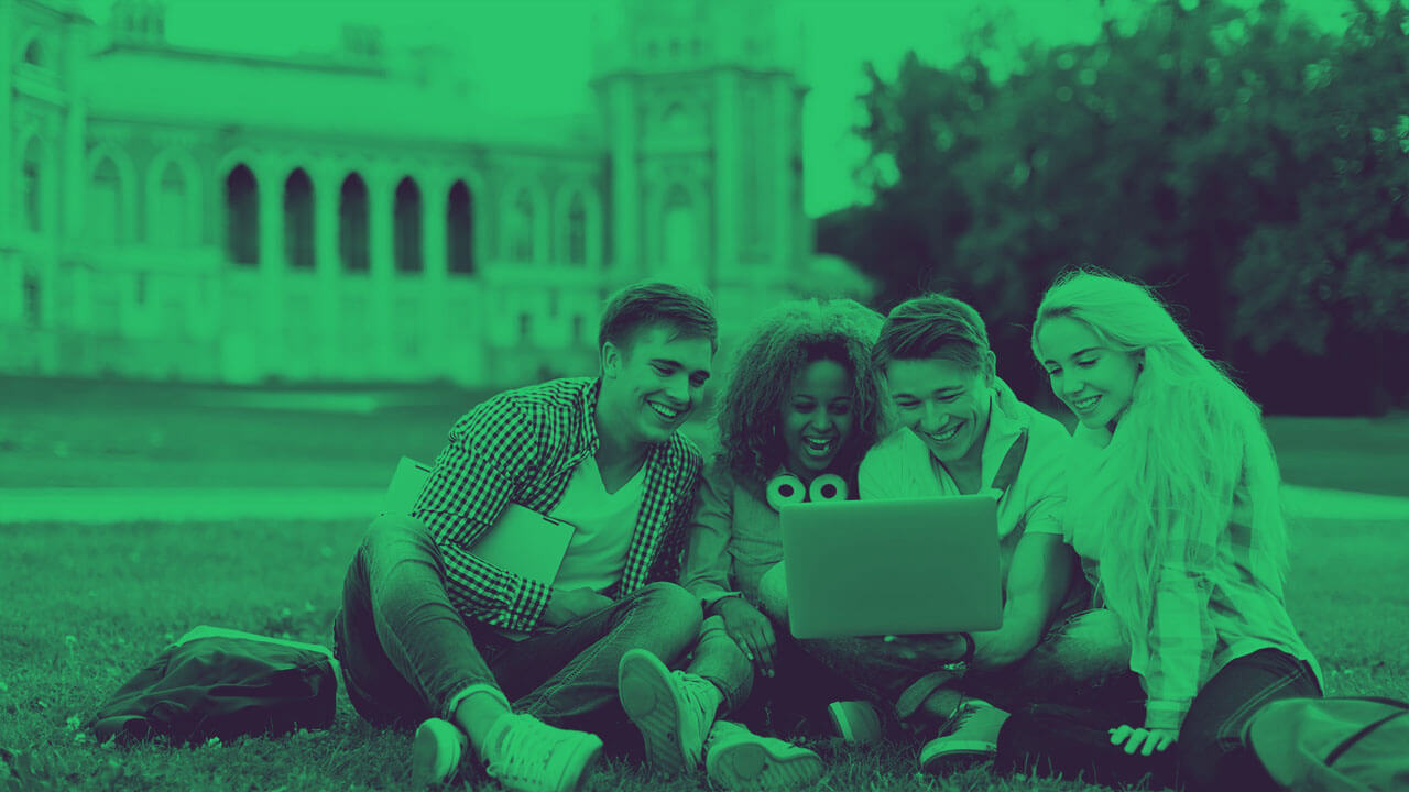 Day In My Life at Elon University | Plexuss.com